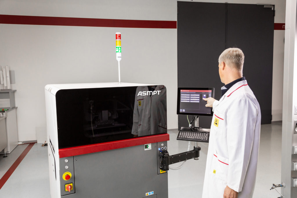 ASMPT DEK TQ with operator-2 – ASMPT SMT Solutions – Picture Database