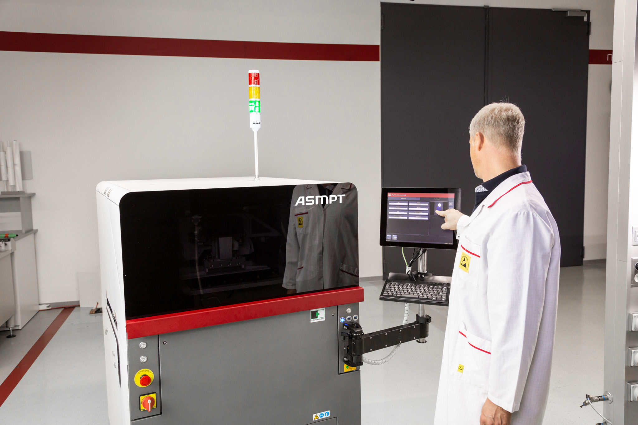 ASMPT DEK TQ with operator-2 – ASMPT SMT Solutions – Picture Database