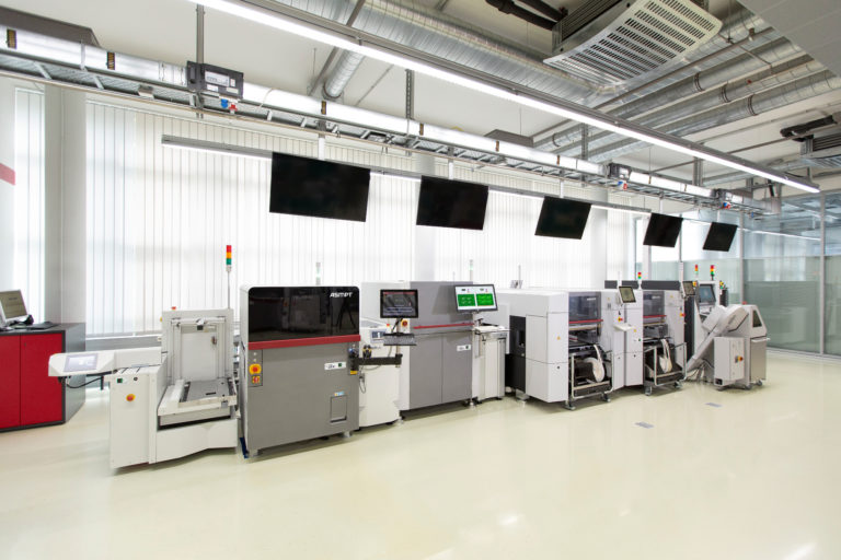 ASMPT Line – SIPLACE SX DEK TQ Process Lens robots-3 – ASMPT SMT Solutions – Picture Database