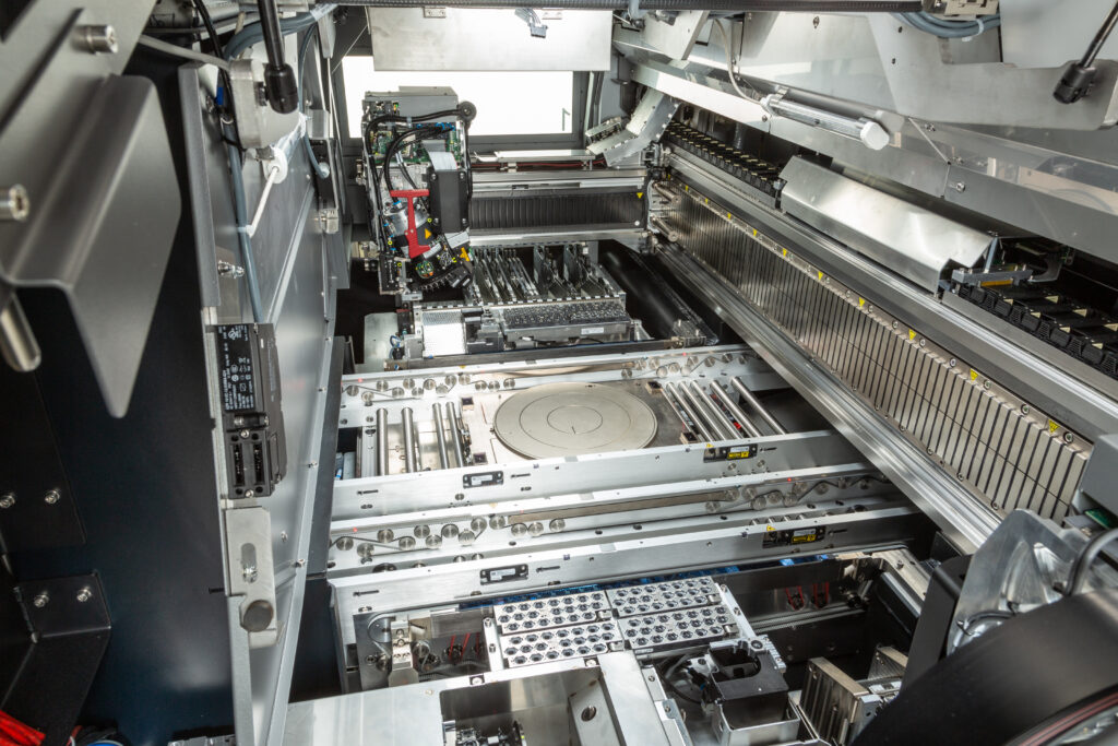 ASMPT-PlacementSolutions-SIPLACE-CA2_Interior – ASMPT SMT Solutions – Picture Database